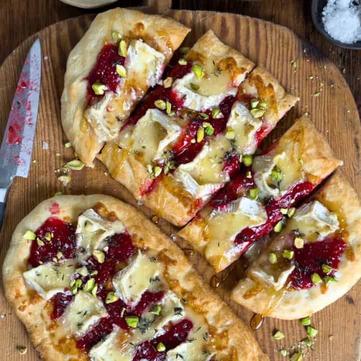 Flatbread Appetizers with Camembert & Raspberry Prosecco Jam - Zimmy's Nook